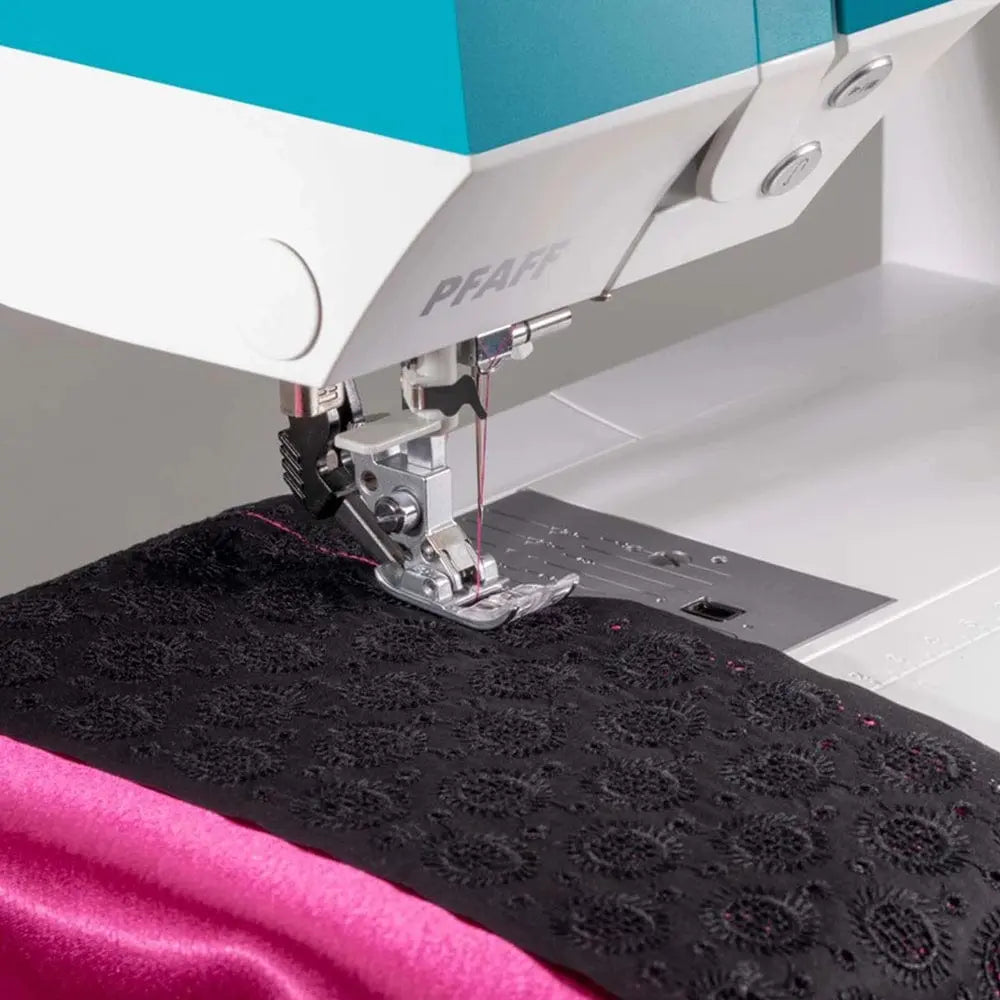 Pfaff ambition 620 Sewing Machine